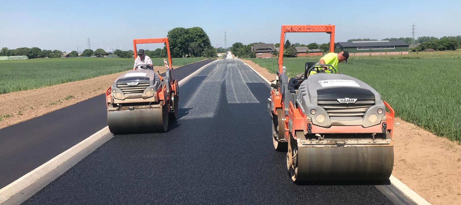 Im Strassenbau setzen wir auf modernste Maschinentechnik
